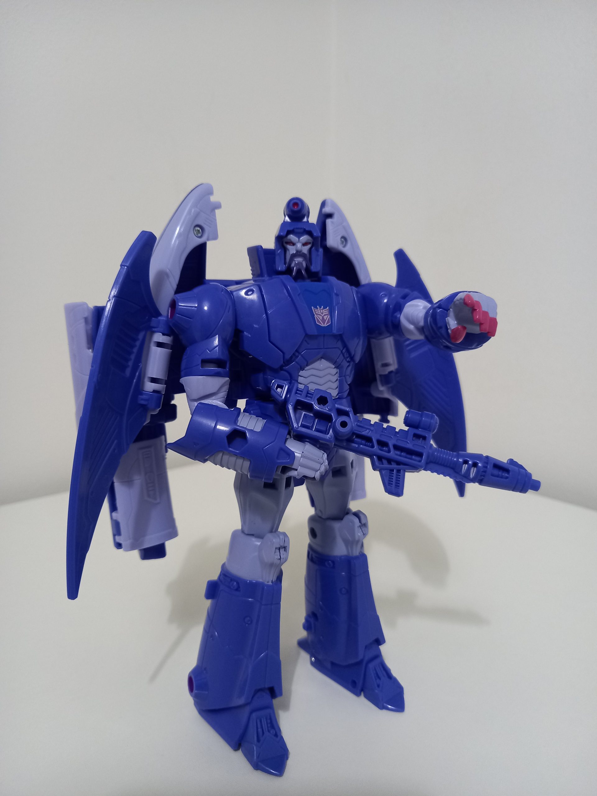 Transformers Studio Series 86 Scourge Toy Review - Auto Assembly